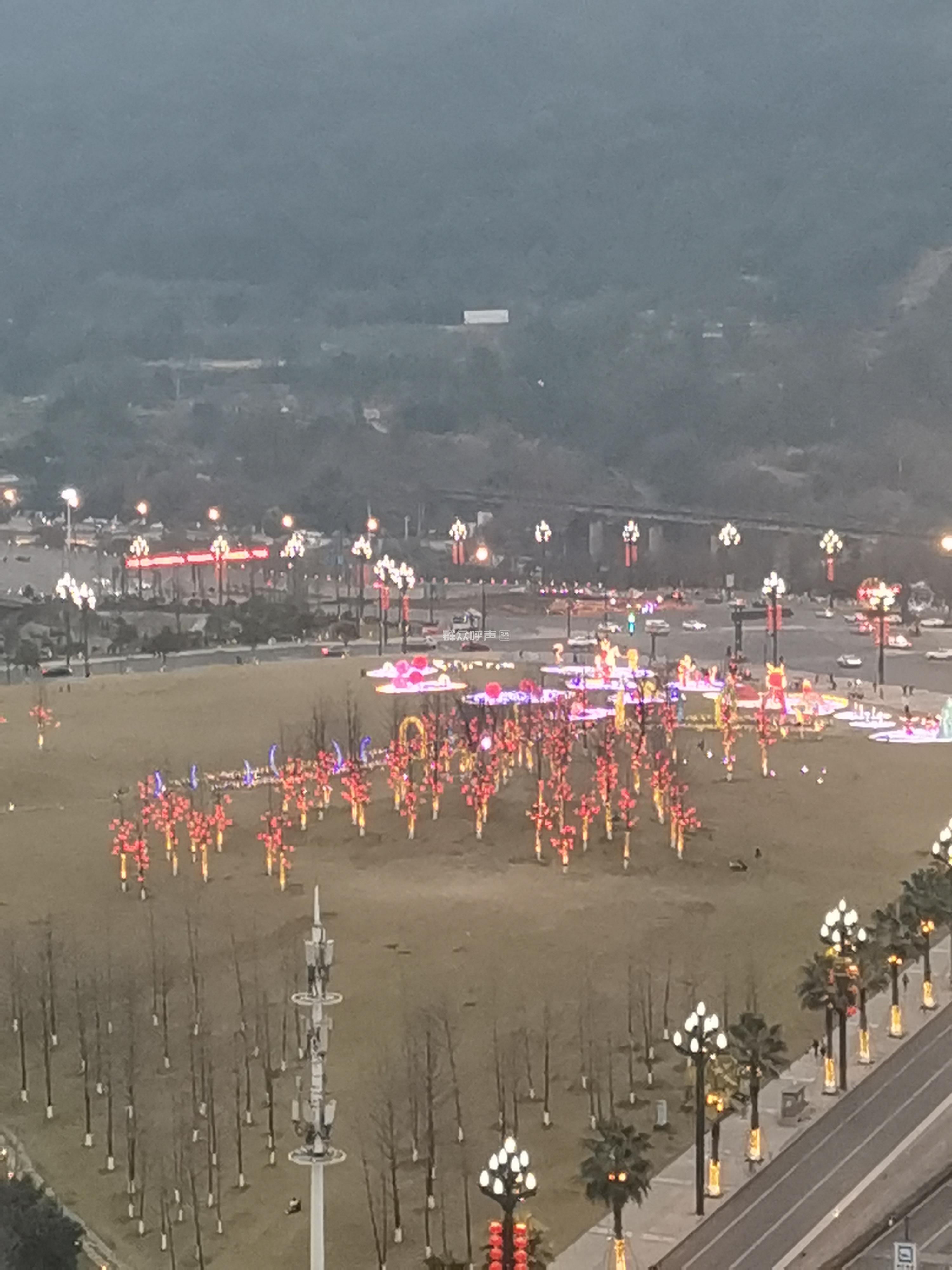 大溪口公园绿化地成遛狗场 - 问政宜宾市叙州区 - 四川群众呼声 - 四川省网上群众工作平台-叙州区委书记